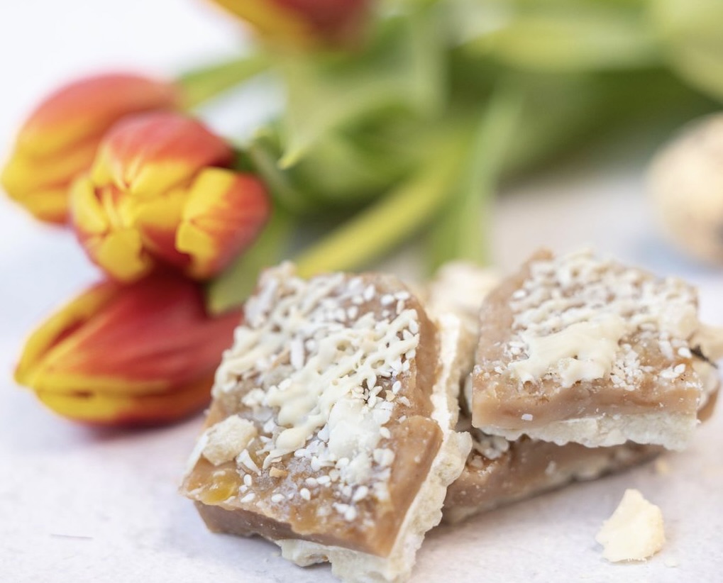 How to Build a Spring Dessert Board featuring Cache Toffee - Cache ...